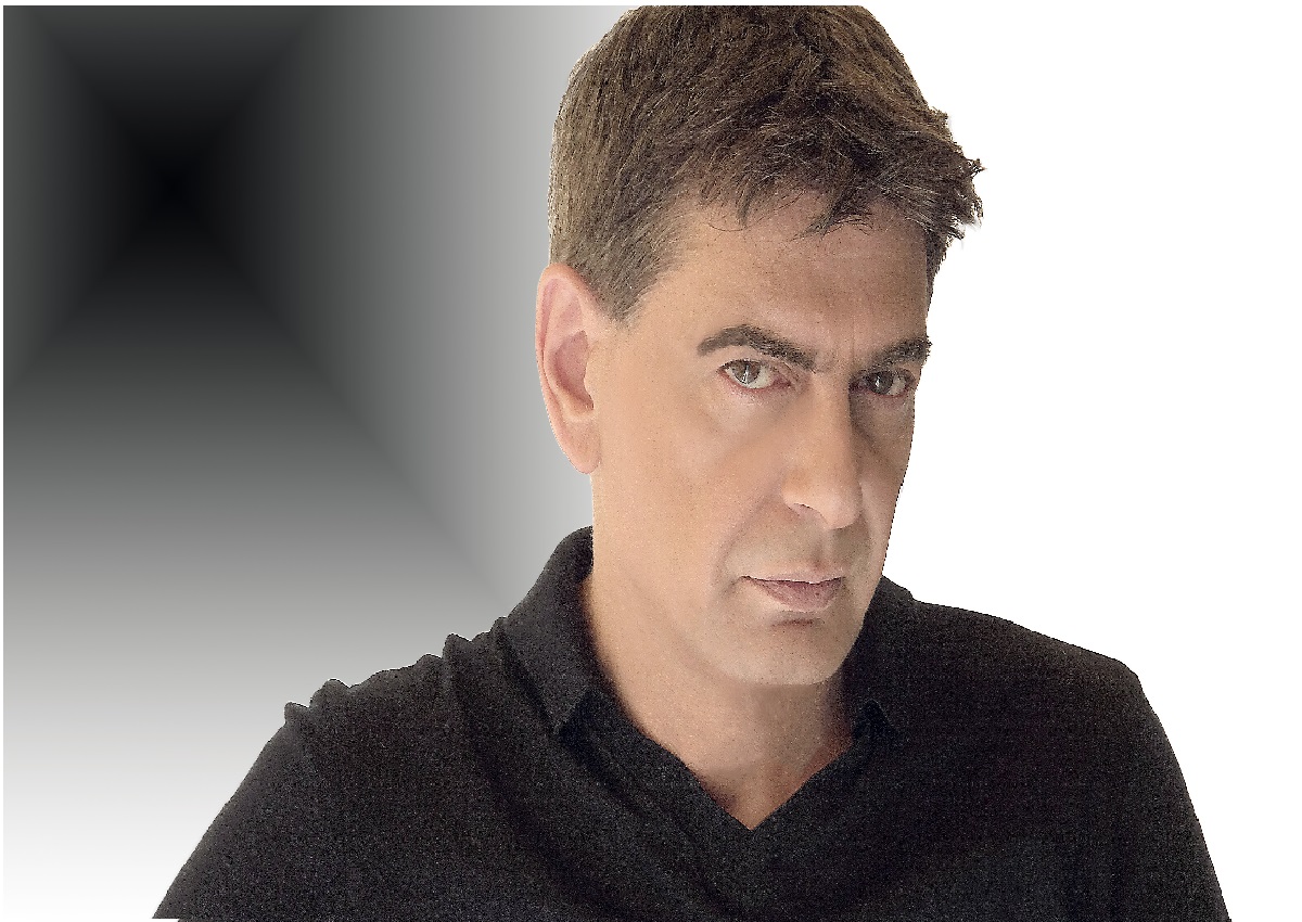 Ο ΜΙΧΑΛΗΣ ΡΑΚΙΝΤΖΗΣ ΣΤΗ ΤΕΧΝΟΠΟΛΗ ΔΗΜΟΥ ΑΘΗΝΑΙΩΝ - City Life 24